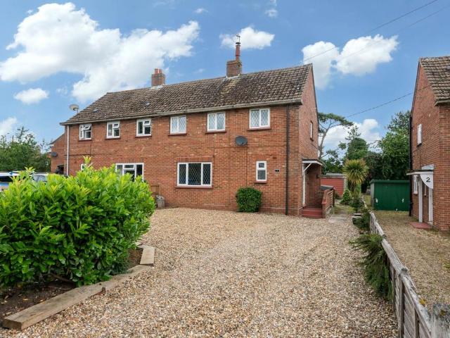 3 bedroom semi detached house for sale
