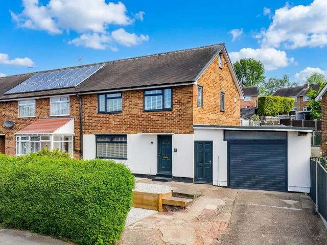 3 bedroom semi detached house for sale