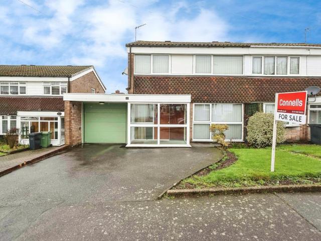 3 bedroom semi detached house for sale