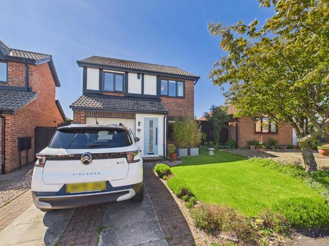 3 bedroom detached house for sale
