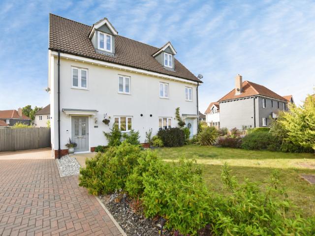 3 bedroom semi detached house for sale