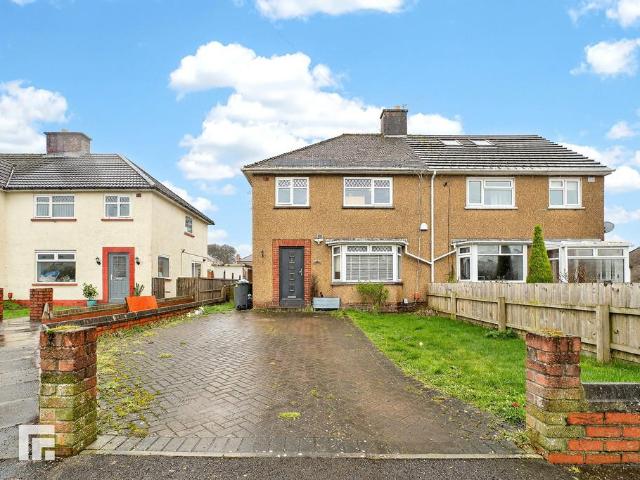 3 bedroom semi detached house for sale