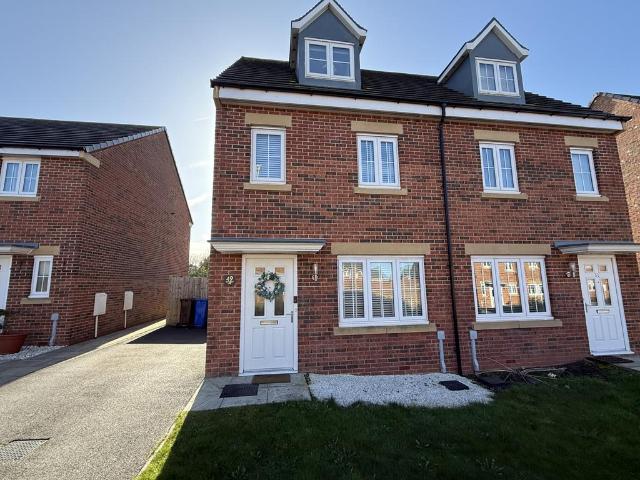 3 bedroom semi detached house for sale