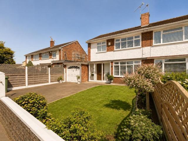 3 bedroom semi detached house for sale