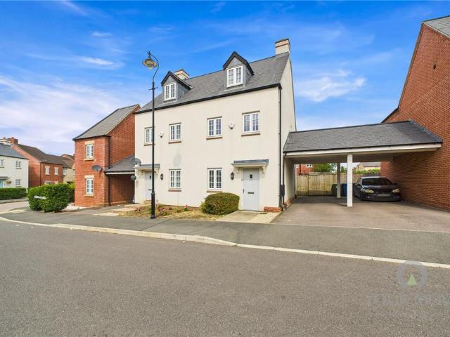 3 bedroom semi detached house for sale
