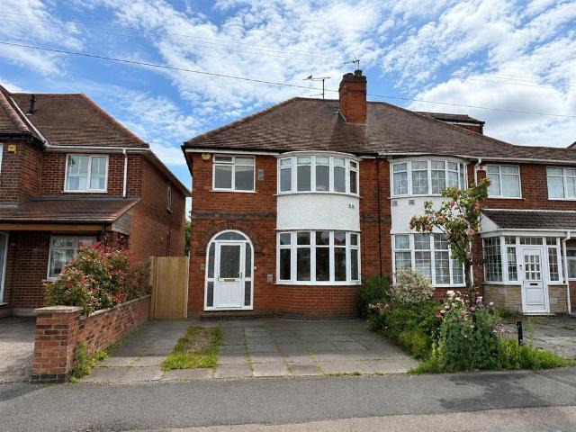 3 bedroom semi detached house for sale