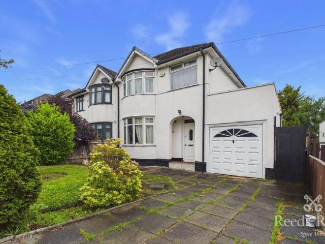 3 bedroom semi detached house for sale