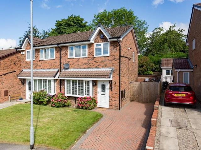 3 bedroom semi detached house for sale