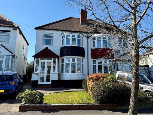 3 bedroom semi detached house for sale