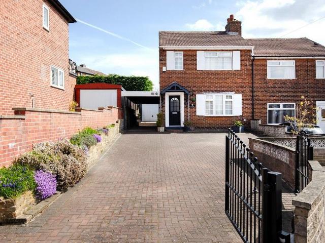 3 bedroom semi detached house for sale
