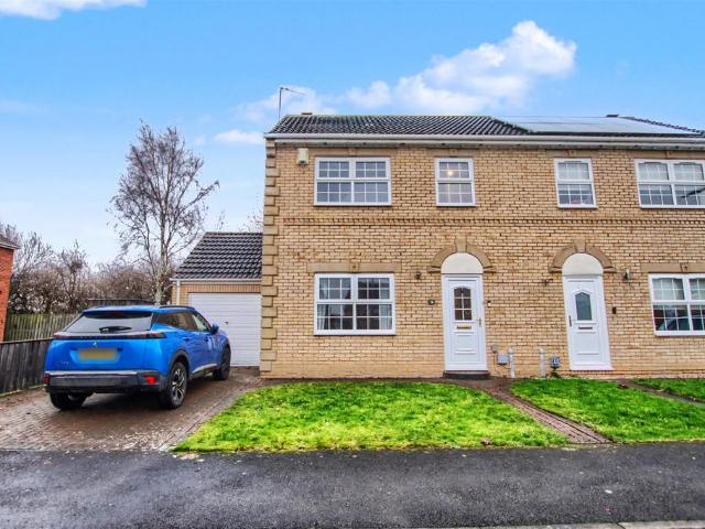 3 bedroom semi detached house for sale