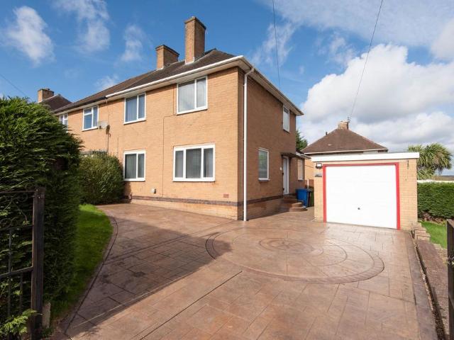 3 bedroom semi detached house for sale