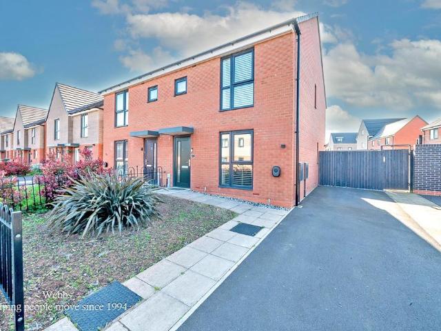 3 bedroom semi detached house for sale