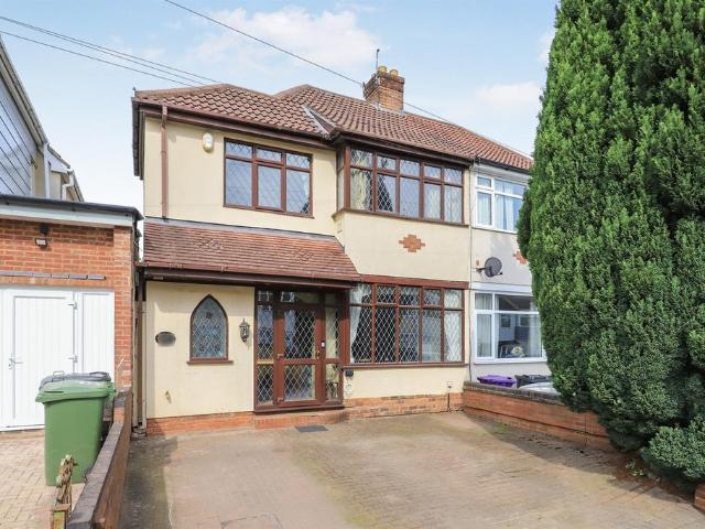 3 bedroom semi detached house for sale