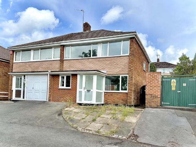 3 bedroom semi detached house for sale