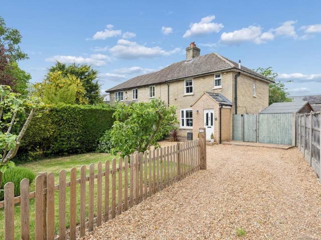 3 bedroom semi detached house for sale
