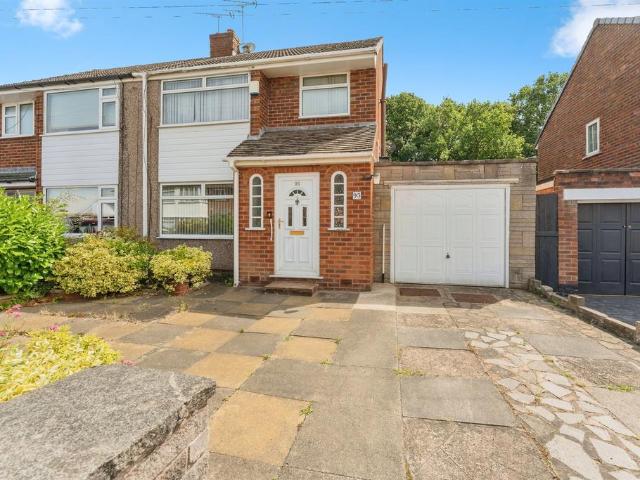 3 bedroom semi detached house for sale