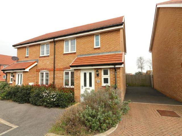3 bedroom semi detached house for sale