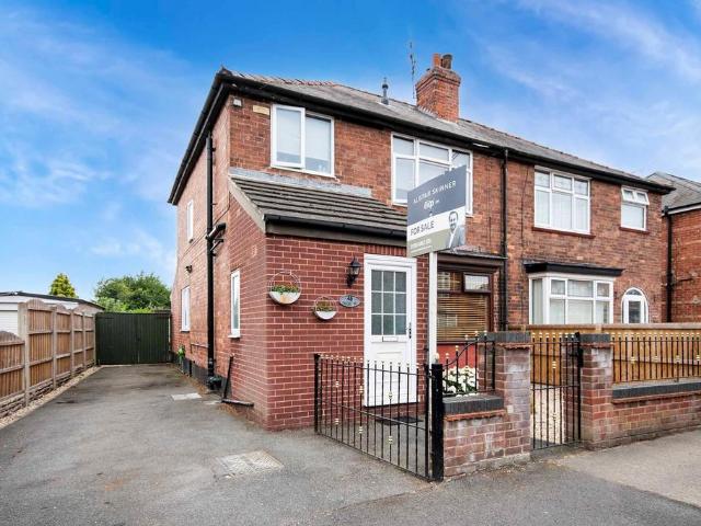 3 bedroom semi detached house for sale