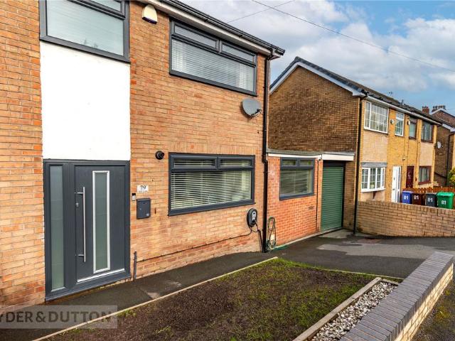 3 bedroom semi detached house for sale