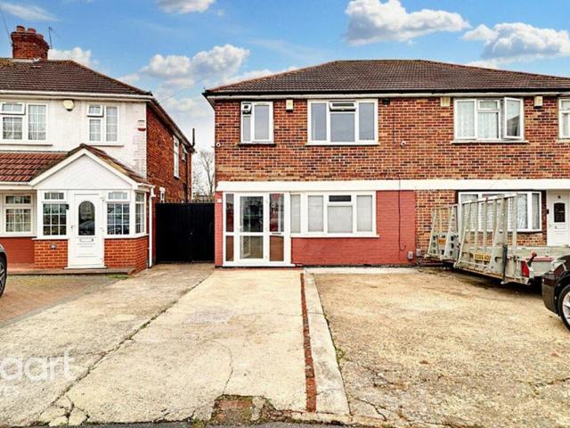 3 bedroom semi detached house for sale