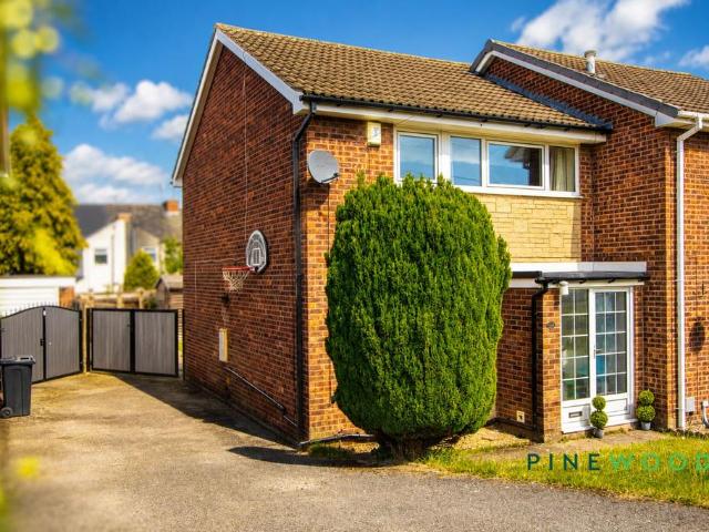 3 bedroom semi detached house for sale