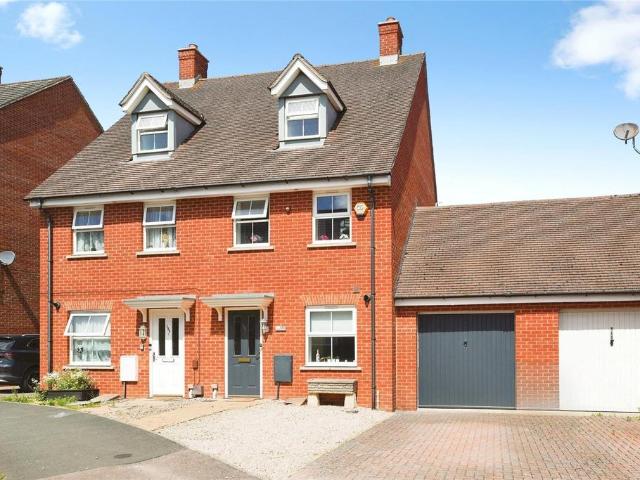 3 bedroom semi detached house for sale