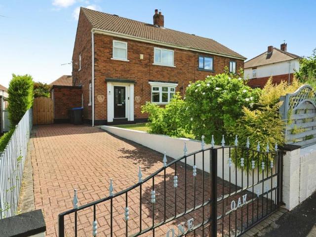 3 bedroom semi detached house for sale