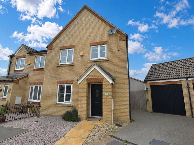 3 bedroom semi detached house for sale