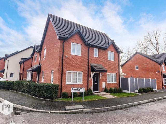 3 bedroom semi detached house for sale