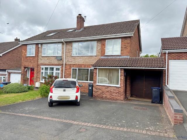 3 bedroom semi detached house for sale