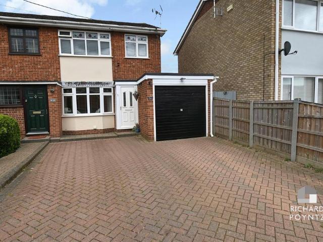 3 bedroom semi detached house for sale