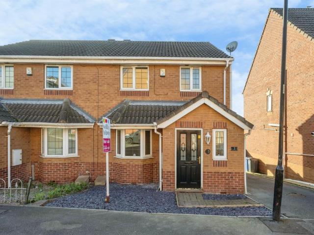 3 bedroom semi detached house for sale