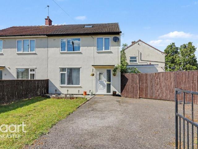 3 bedroom semi detached house for sale
