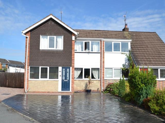 3 bedroom semi detached house for sale