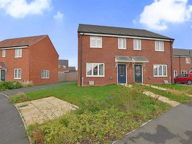 3 bedroom semi detached house for sale