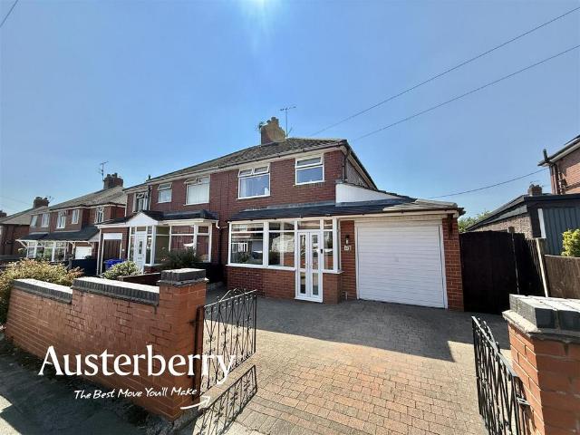 3 bedroom semi detached house for sale