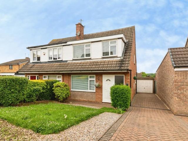 3 bedroom semi detached house for sale