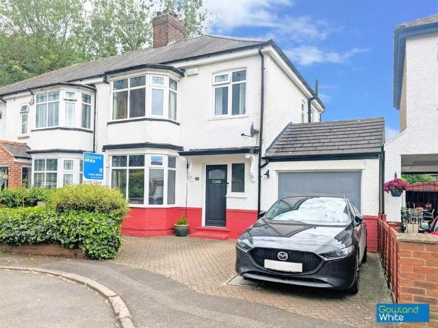 3 bedroom semi detached house for sale
