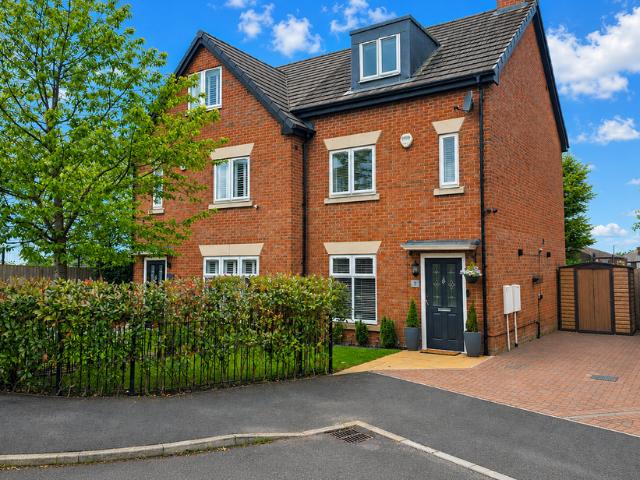 3 bedroom semi detached house for sale