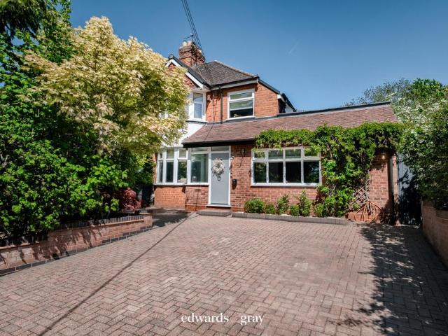 3 bedroom semi detached house for sale