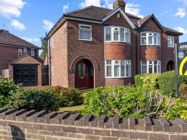 3 bedroom semi detached house for sale