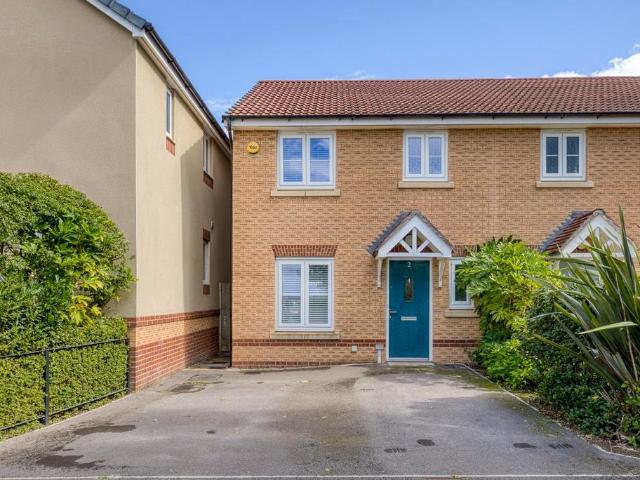 3 bedroom semi detached house for sale