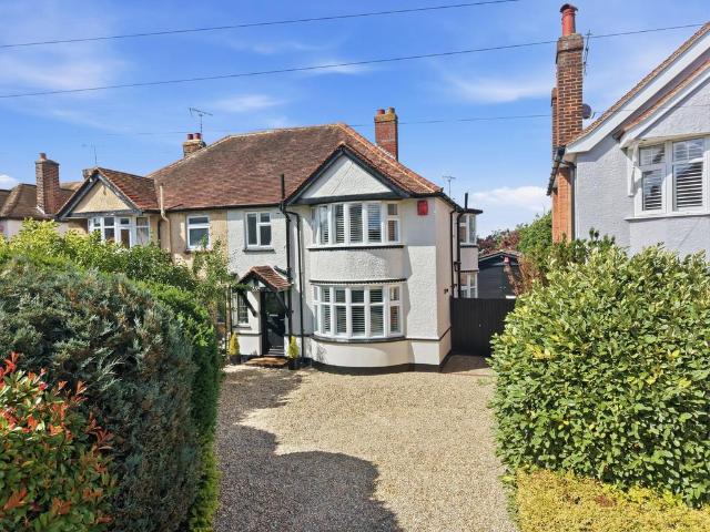 3 bedroom semi detached house for sale