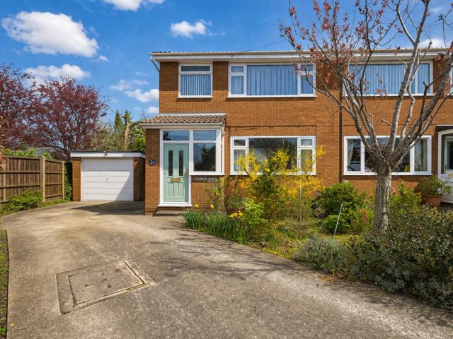 3 bedroom semi detached house for sale