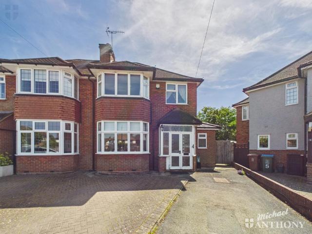 3 bedroom semi detached house for sale