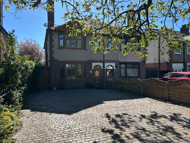 3 bedroom semi detached house for sale