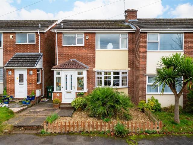3 bedroom semi detached house for sale