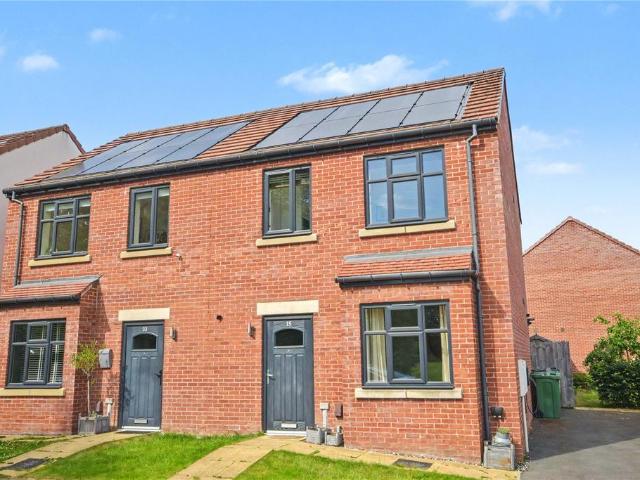 3 bedroom semi detached house for sale