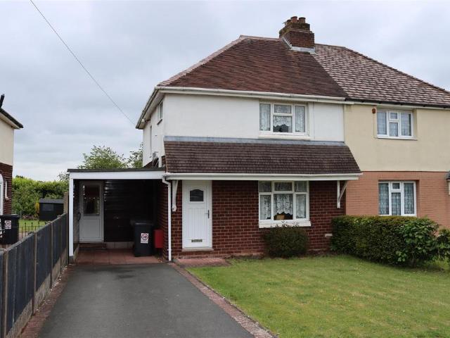 3 bedroom semi detached house for sale